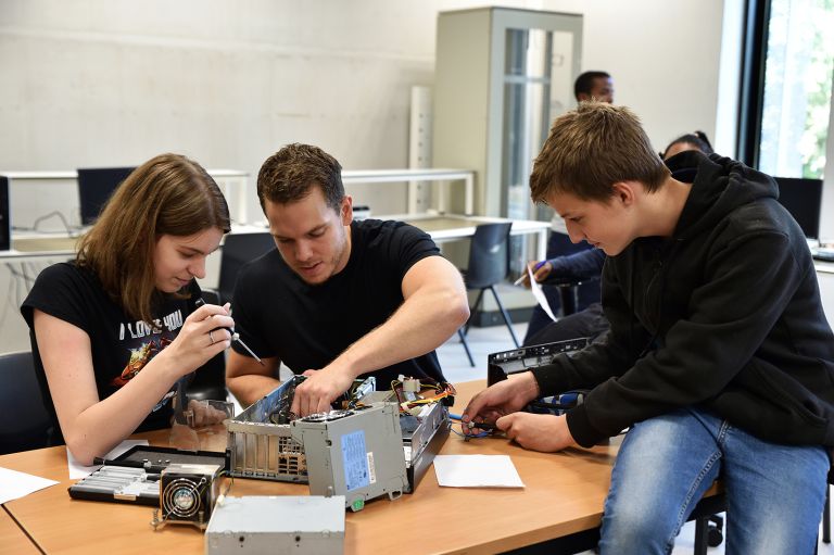 Campus 013 - Campus013